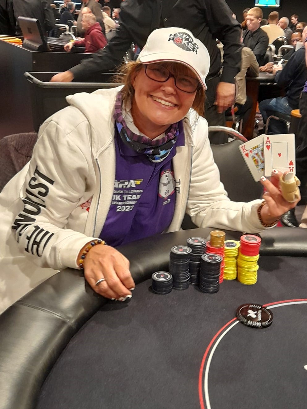 About Ilze – Hypno Poker